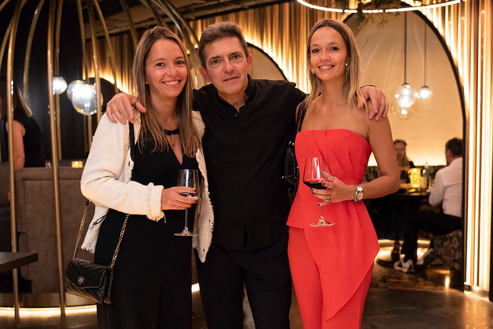 El futur de l'odontologia a debat en el 30è aniversari de la ...